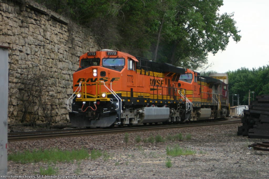 BNSF 7772